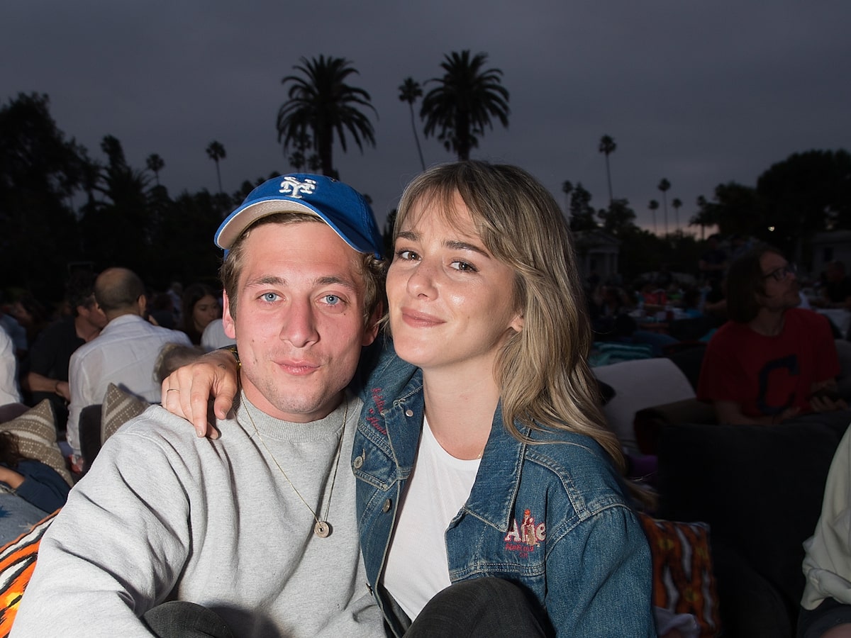 Jeremy Allen White Girlfriend 2022