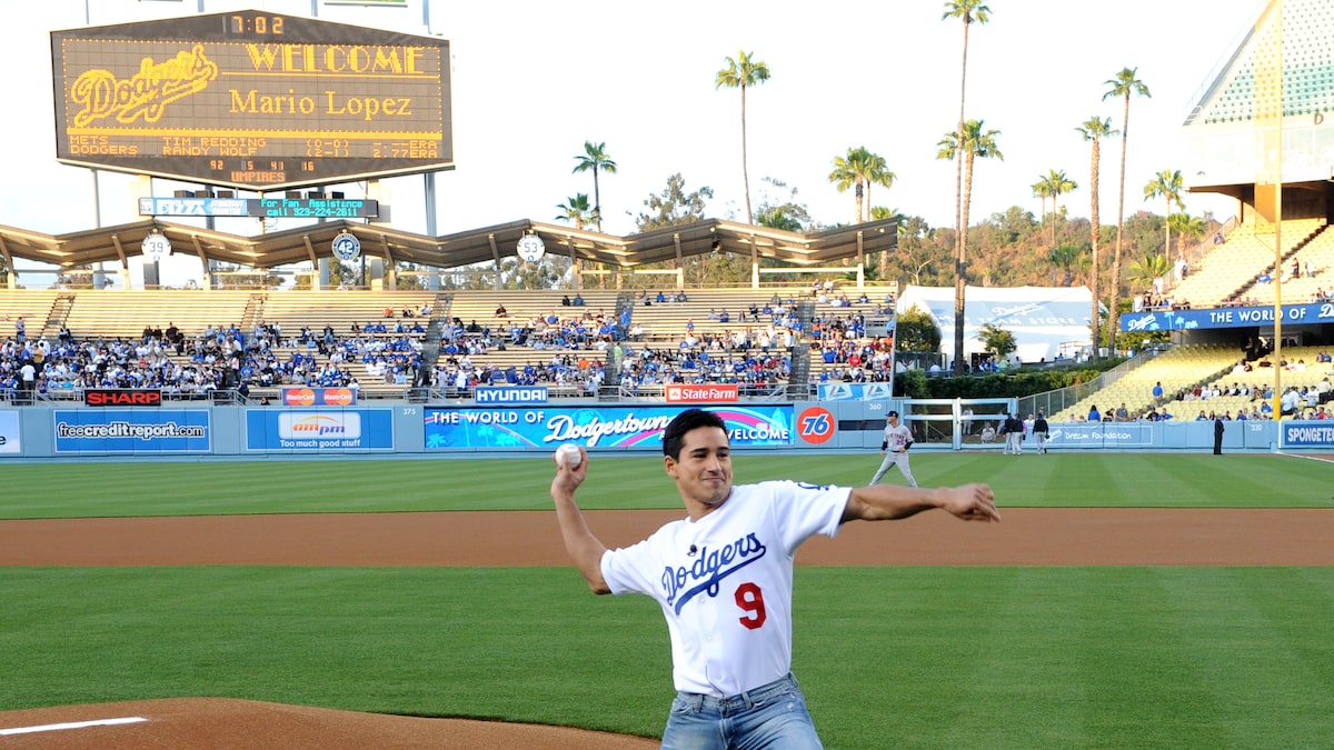 Mario Lopez Throws First Pitch