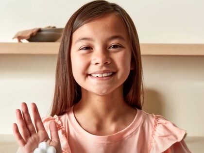 Crazed 'Circus' Fan Revealed