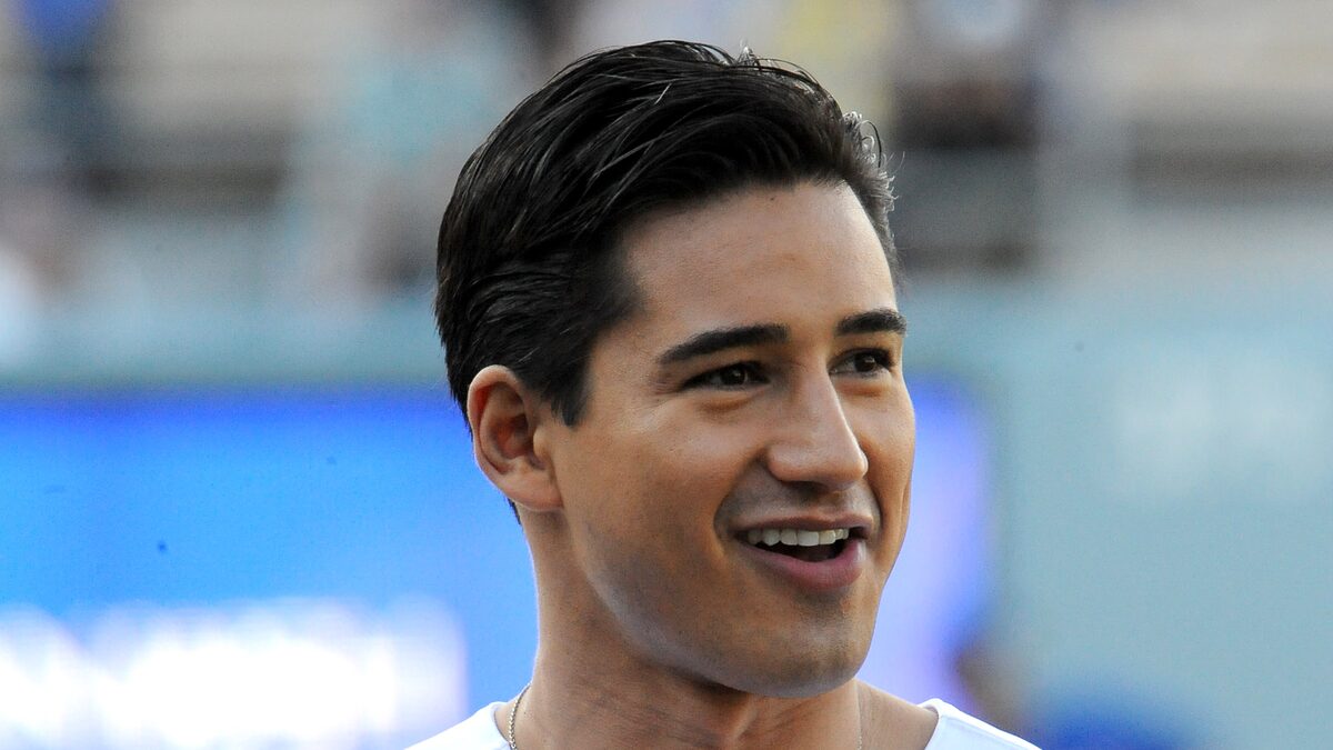 Mario Lopez Throws First Pitch