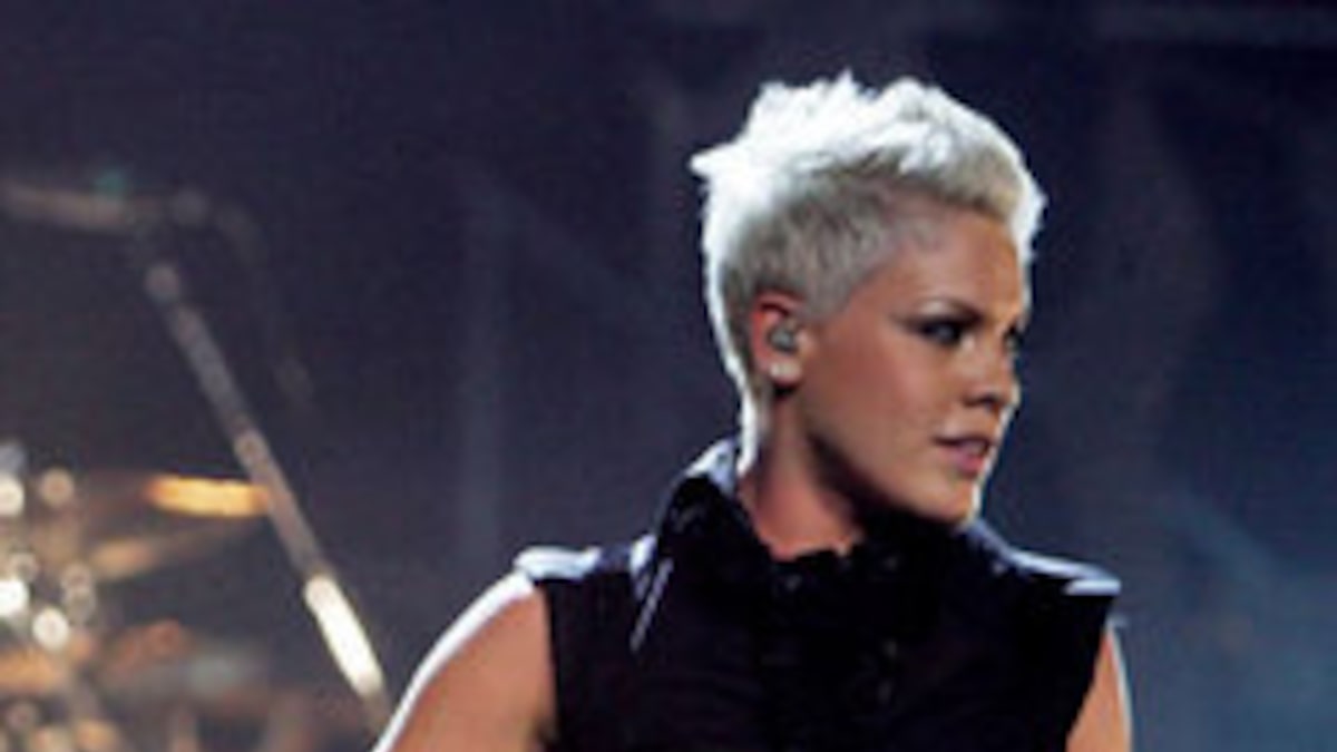 Pink Plays Melbourne
