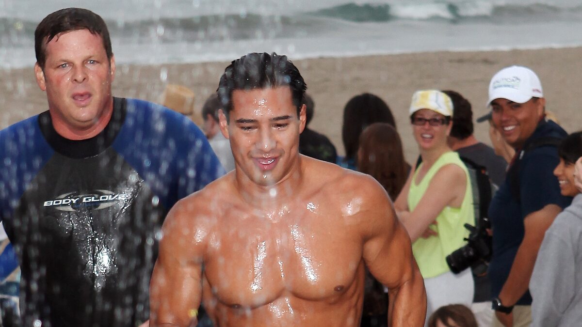 Buff Summer Beach Bods