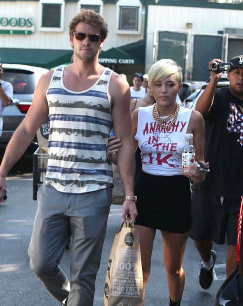Miley Cyrus and Liam Hemsworth Reunite, Back Together in L.A.