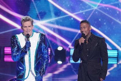 'Extra' Hangs Out with the 'Property Brothers,' Gets Home Renovation Tips