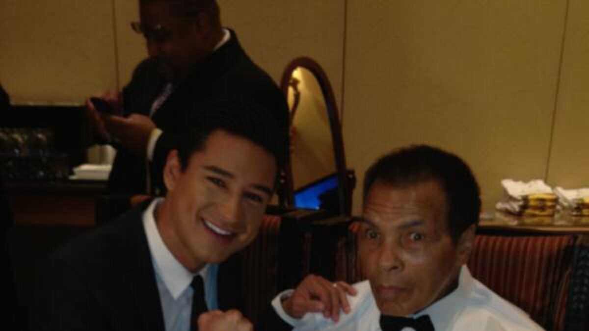 Mario Lopez at Celebrity Fight Night