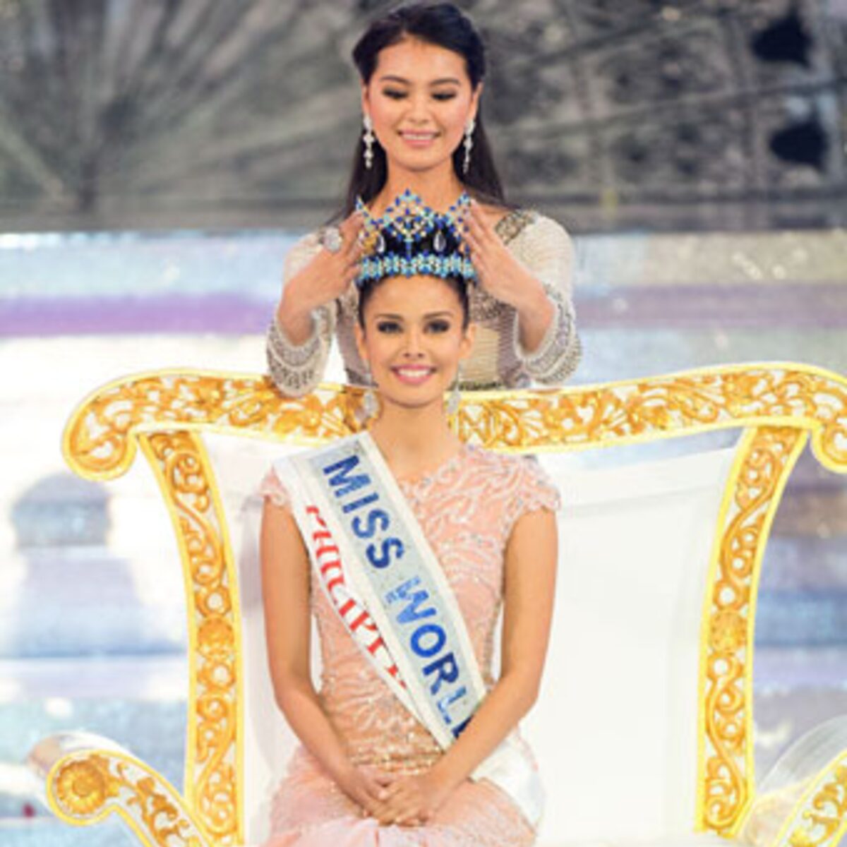 Megan Young Miss World 2022 Crown