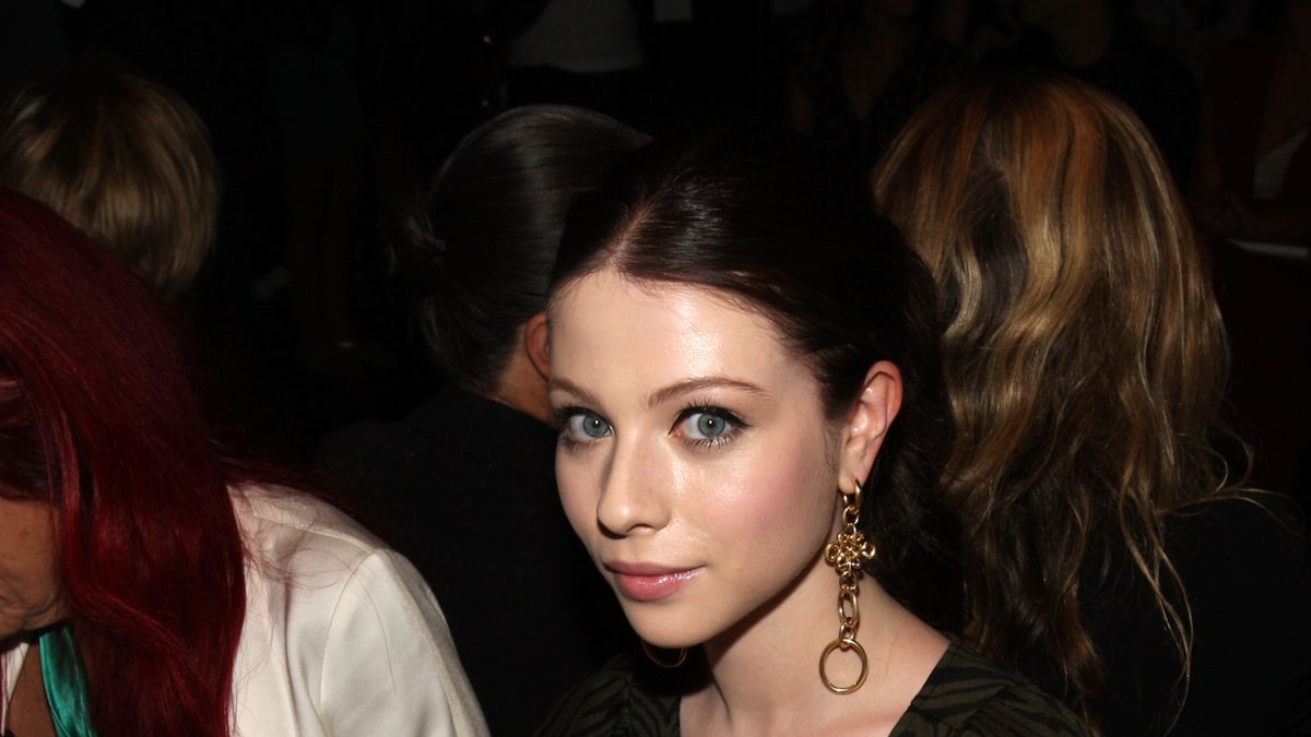 Stars at NY Fashion Week