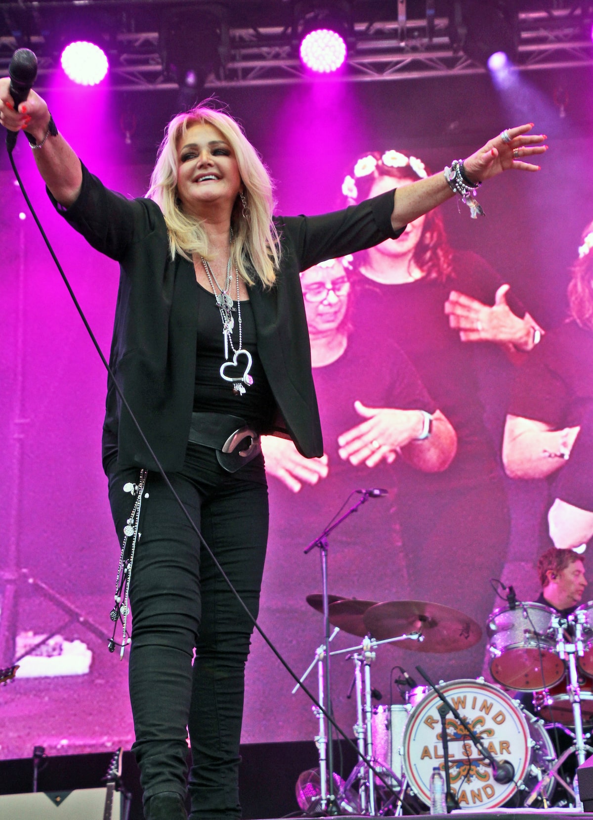 'Total Eclipse of the Heart' Singer Bonnie Tyler Wakes Up from Coma