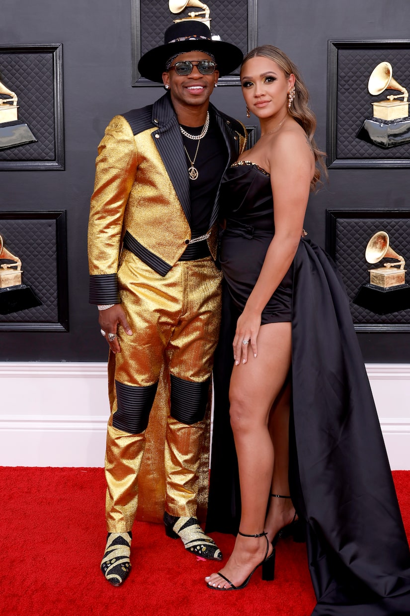 Jimmie Allen & Wife Alexis Gale Separate, Baby #3 on the Way | 15 M...