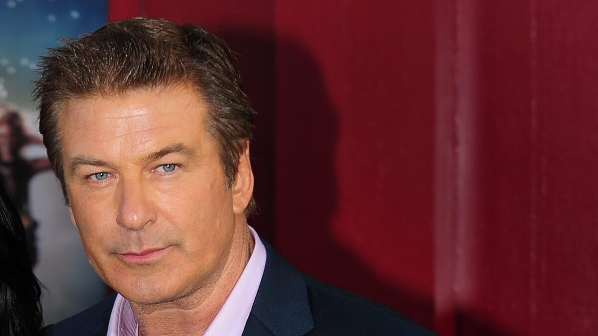 'Rock of Ages' Premieres