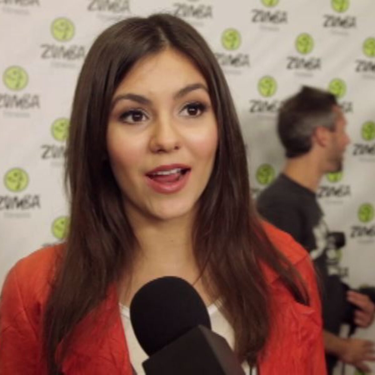 Victoria Justice And Niall Horan