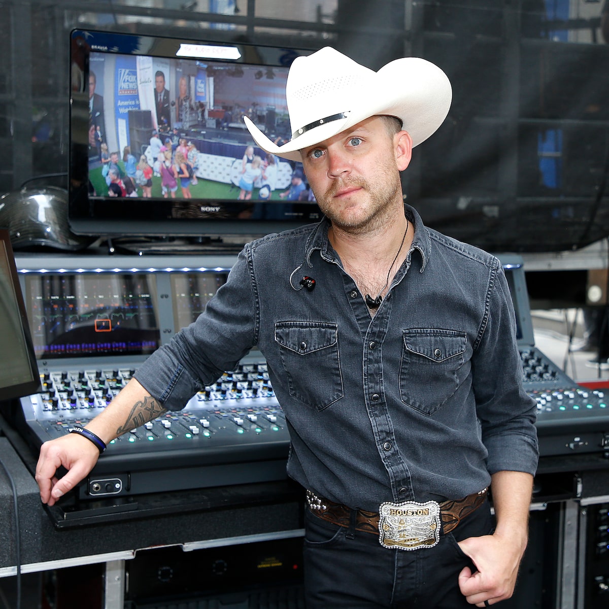 Justin Moore And Family
