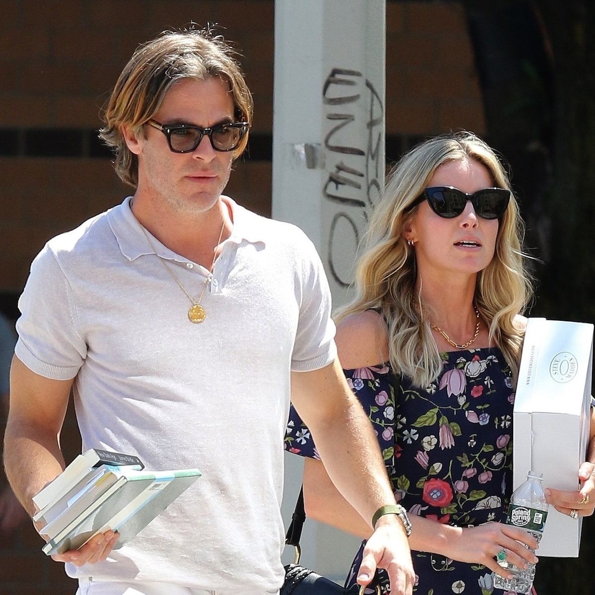 Annabelle Wallis Chris Pine
