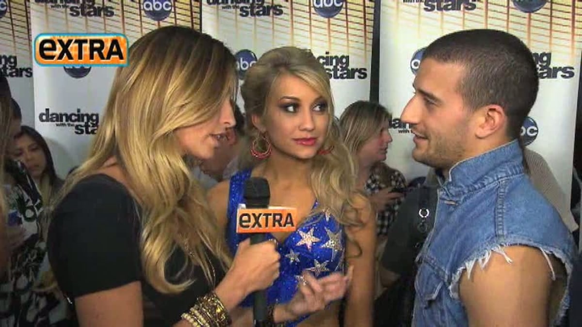 'Extra' Raw! Backstage with the 'DWTS' Stars